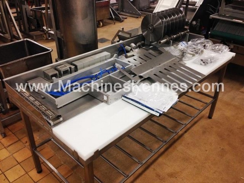 Multivac R240 rigid film - Thermoformer - Multivac - R240 | MK Gilze ...